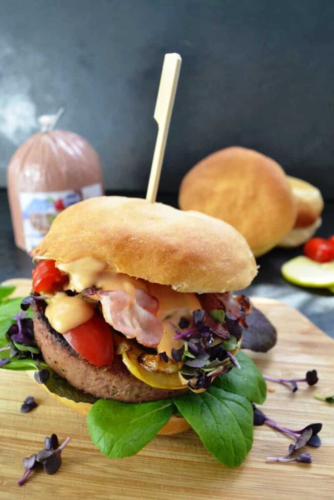 Pfälzer Leberrollen Burger mit Zwiebel und Apfel - Kochen aus Liebe