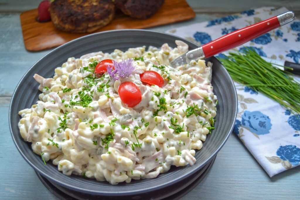 Klassischer Nudelsalat mit Mayo - Kochen aus Liebe
