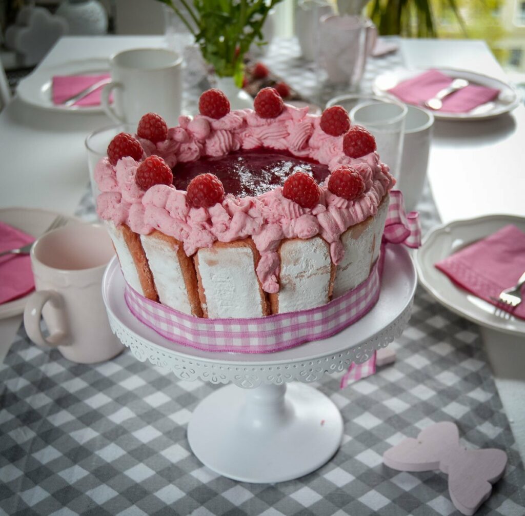 Kuchen Mit Loffelbiskuit