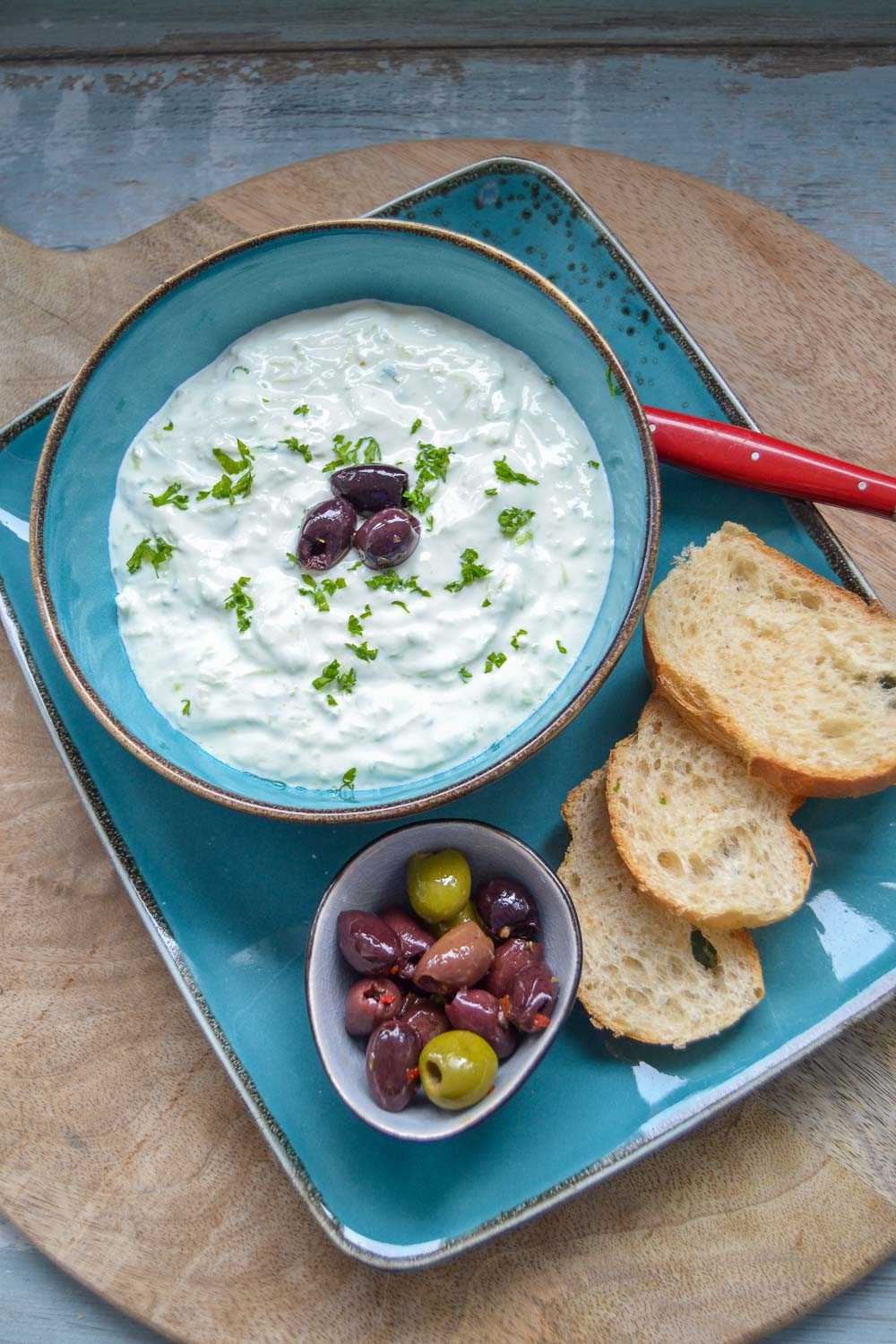 Einfaches griechisches Zaziki Rezept zum Selbermachen - Kochen aus Liebe