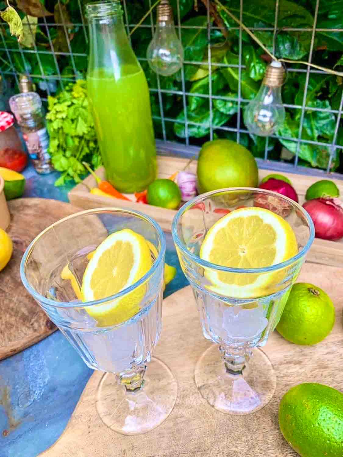 Mocktail mit Limette Minze und Gurke - Kochen aus Liebe